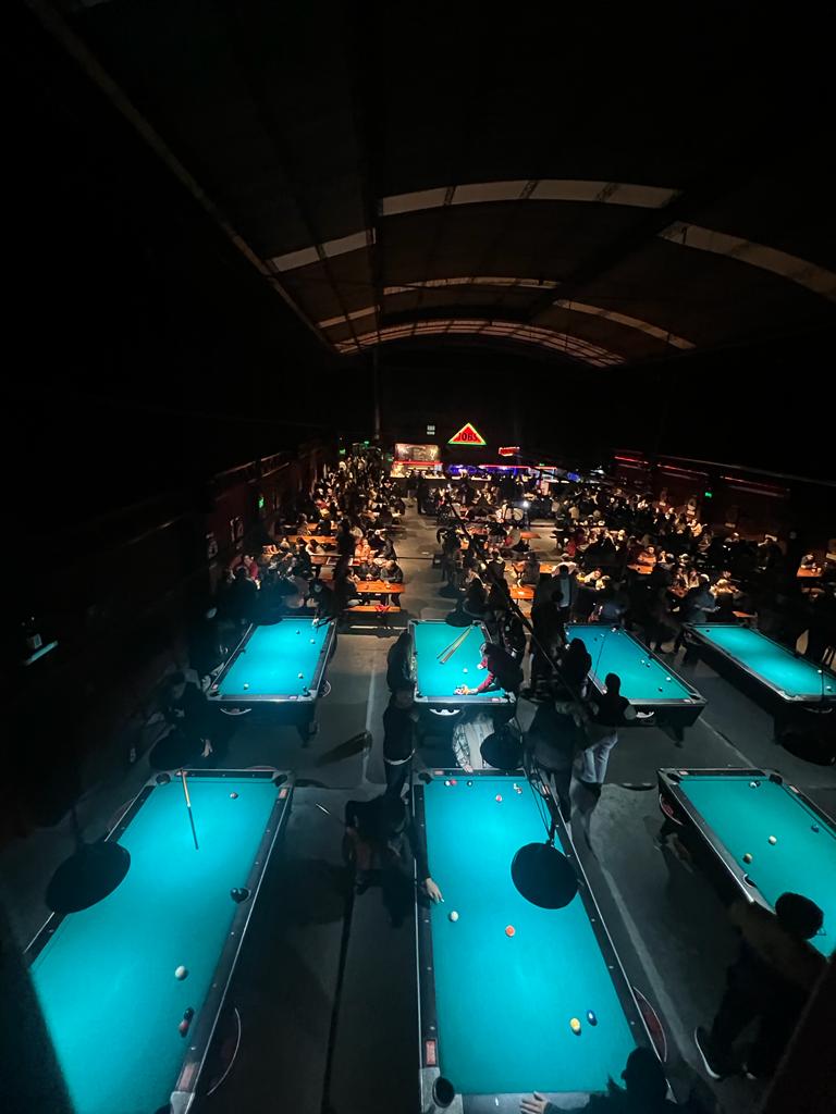 Conocé Jobs Bar, para divertirse con amigos en Buenos Aires