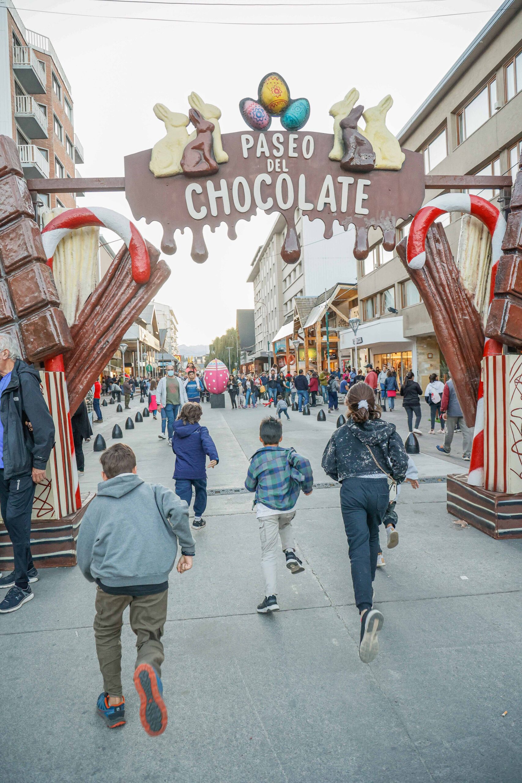 Así es la Fiesta del Chocolate 2024 en Bariloche - Turismo de Bolsillo